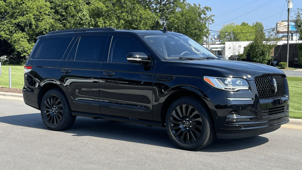 Mysta Moore – Luxury SUV & Car Rental Service